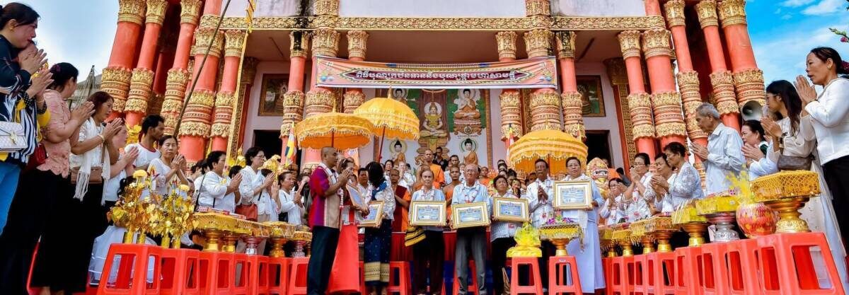 Bạc Liêu: Rộn ràng lễ hội Dâng Y Kathina tại chùa Ghositaram (chùa Cù ...